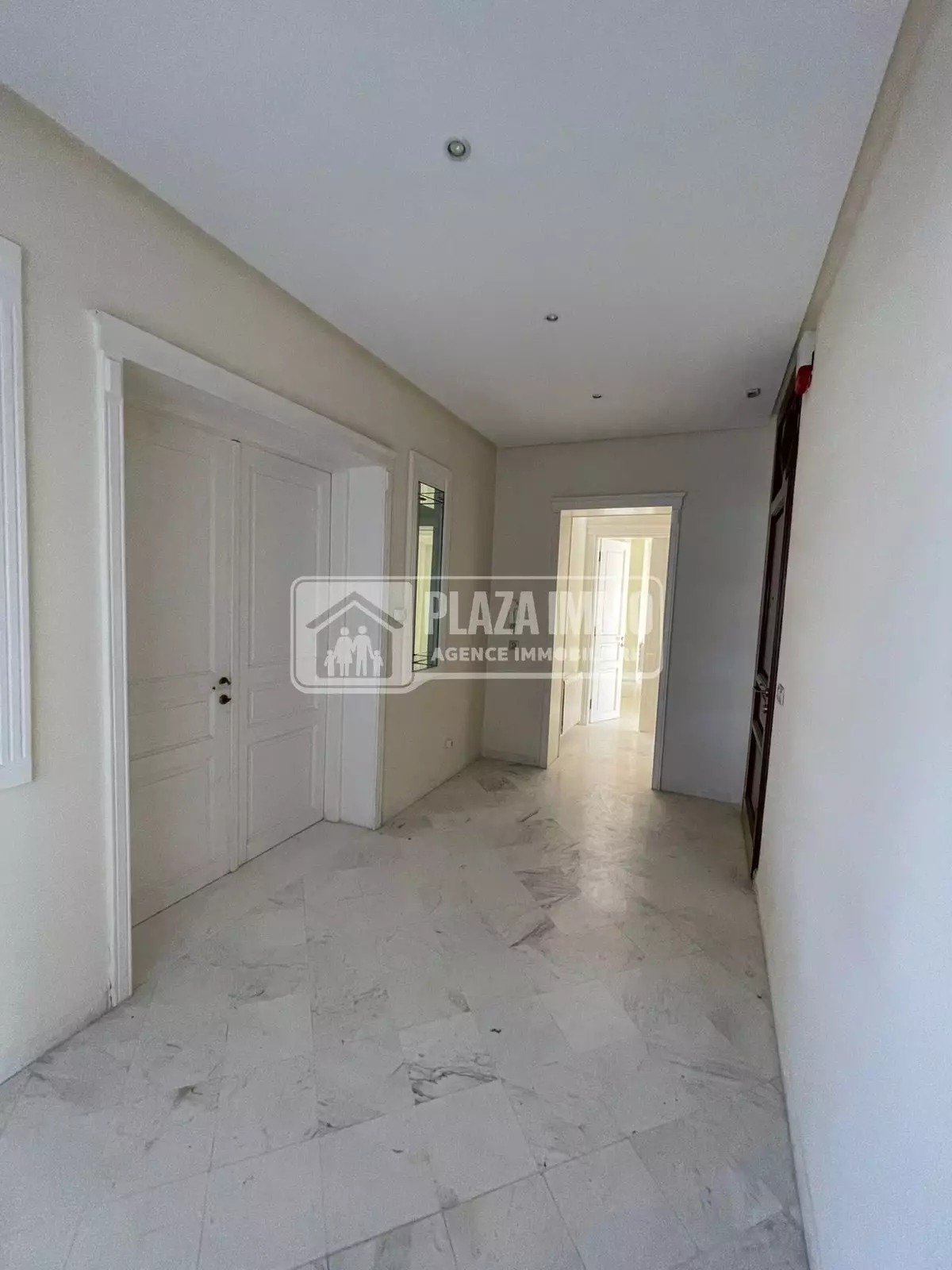 Époustouflant Penthouse en Location au Lac 2 à tunis | Plaza Immo